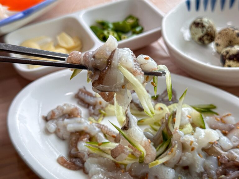 12 Bizarre Animal Dishes People Actually Eat Around the World ...