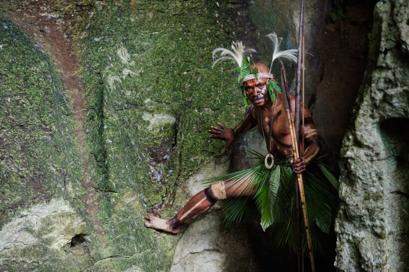 10 Human Tribes That Still Live Deep In the Jungle—With No Contact To ...